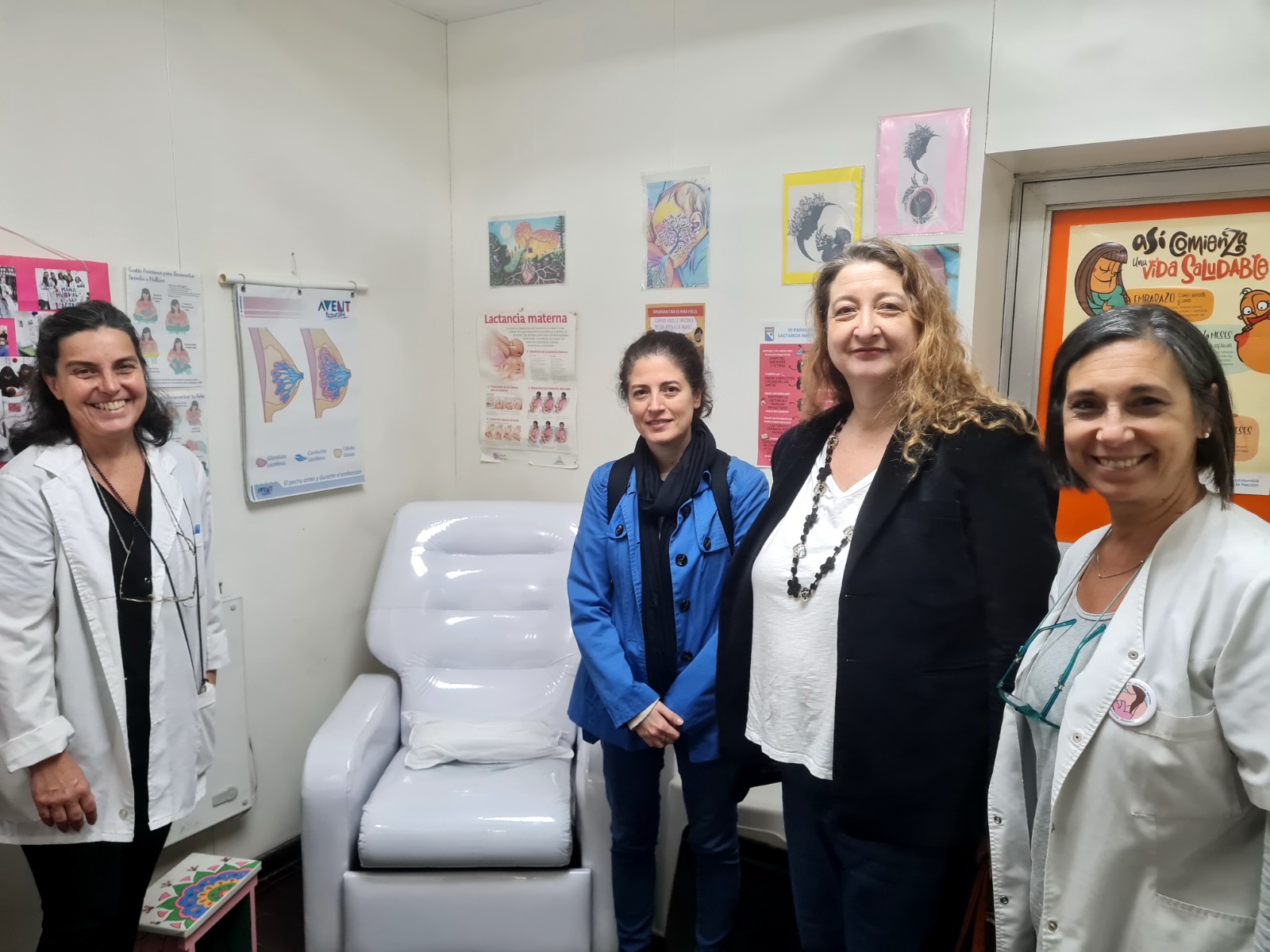 Muiños recorrió el área de maternidad del Hospital Rivadavia ...